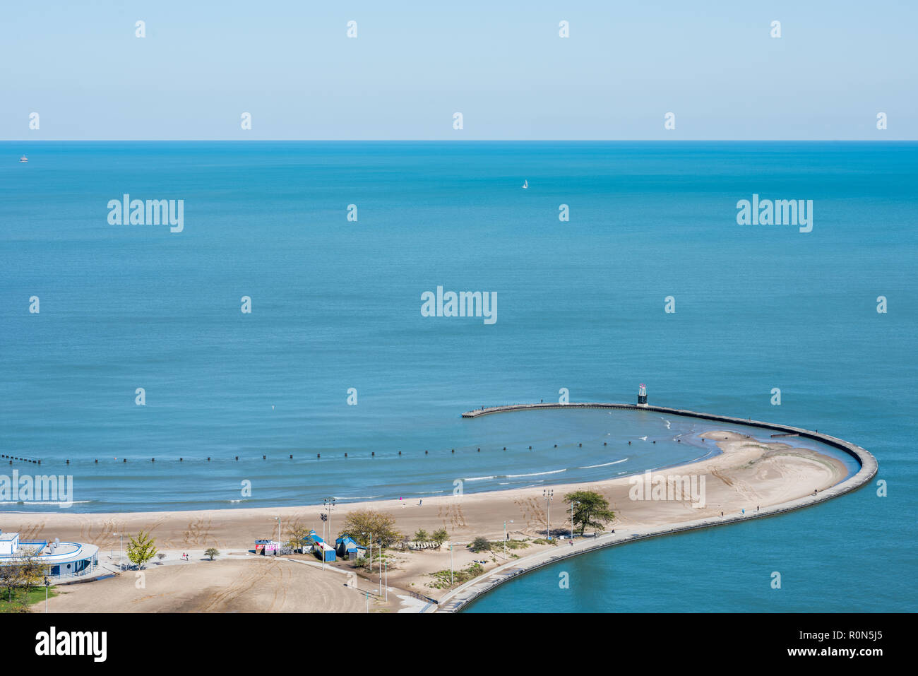 Aerial view of Lake Michigan shoreline Stock Photo - Alamy