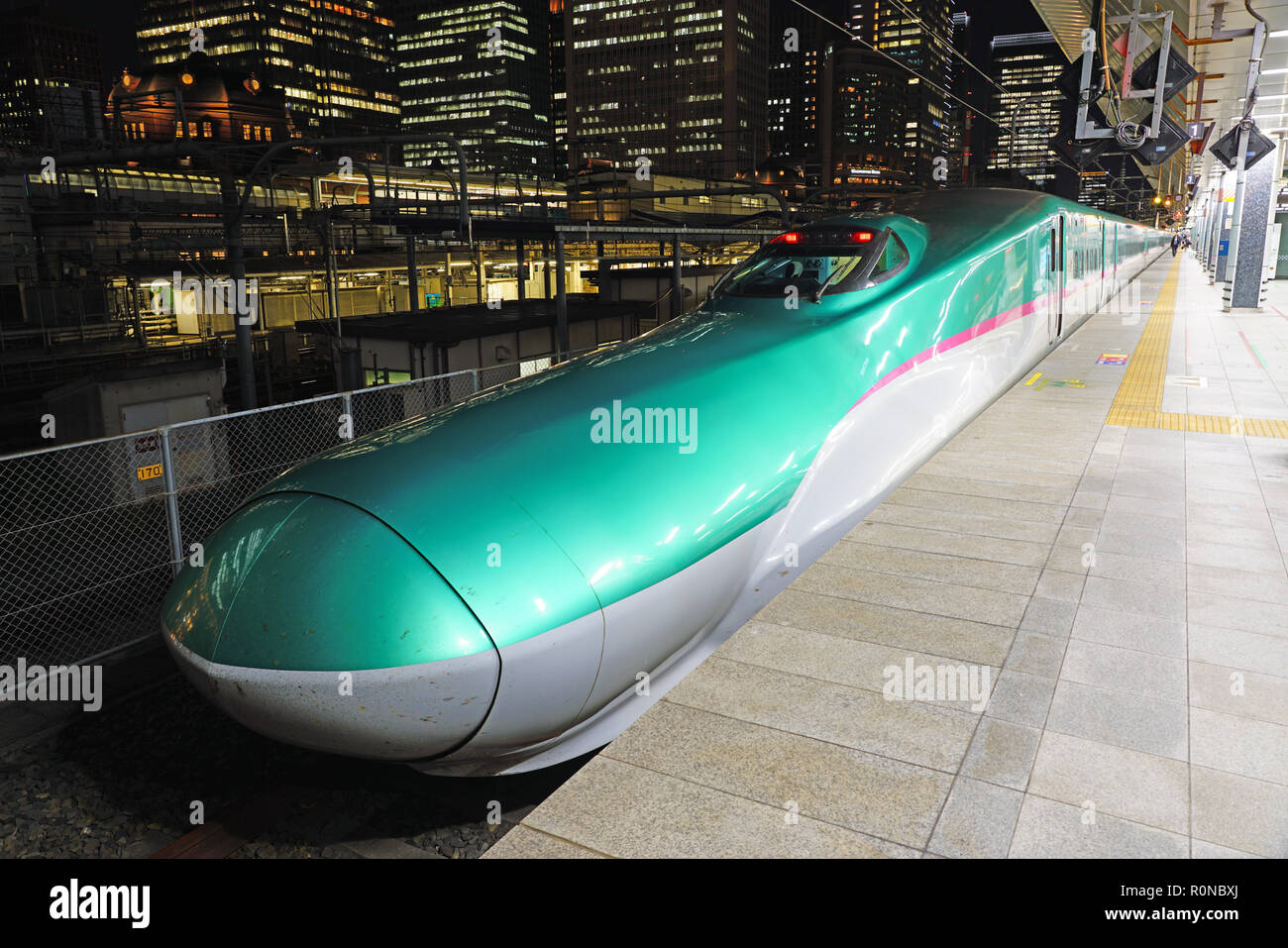 Hayabusa E5 Shinkansen Bullet Train High Resolution Stock Photography and Images - Alamy