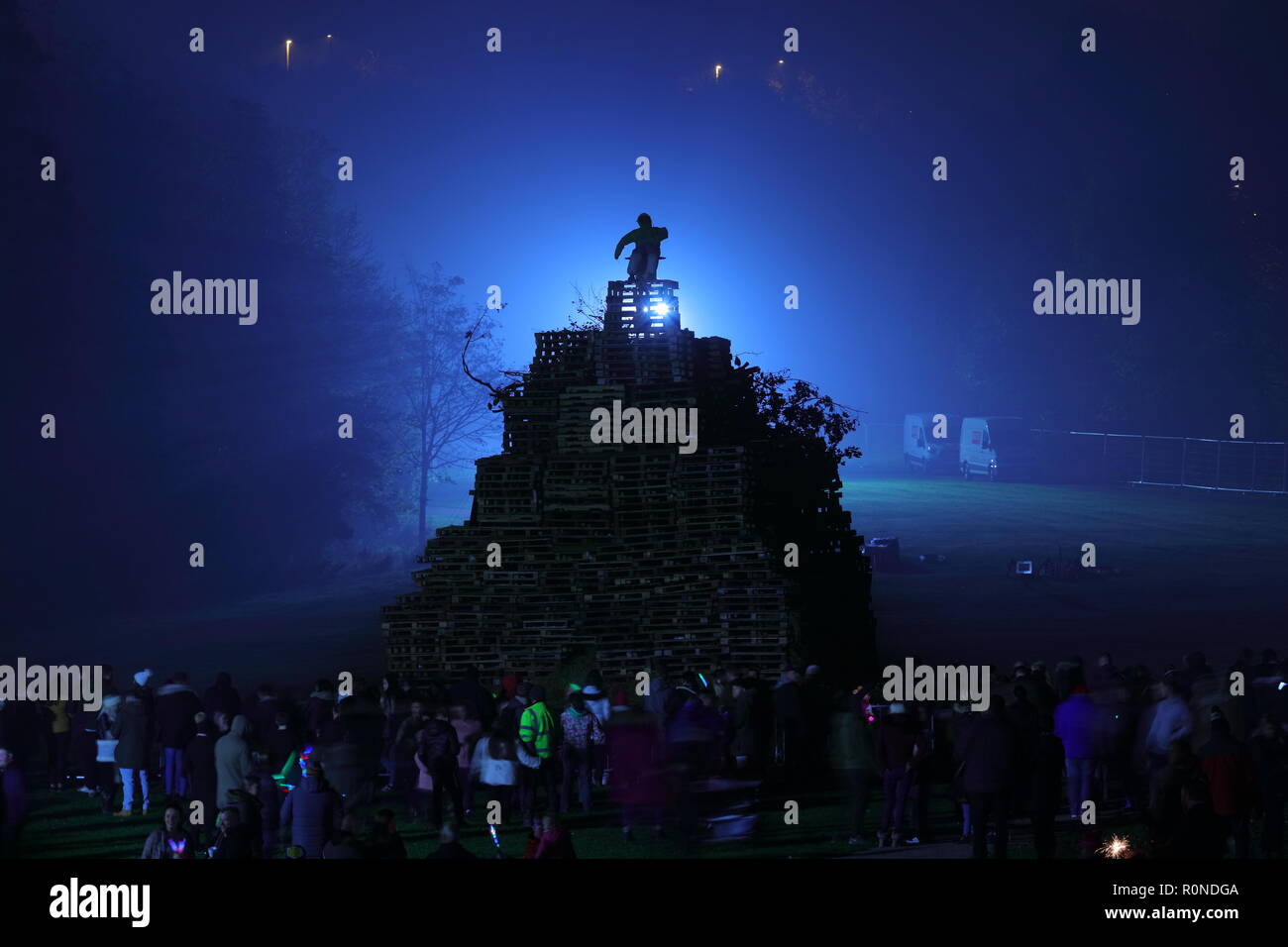 Bonfire night celebrations run by Leeds City Council at Springhead Park ...