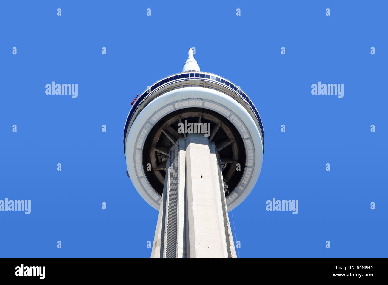 Cn tower toronto edgewalk hi-res stock photography and images - Alamy