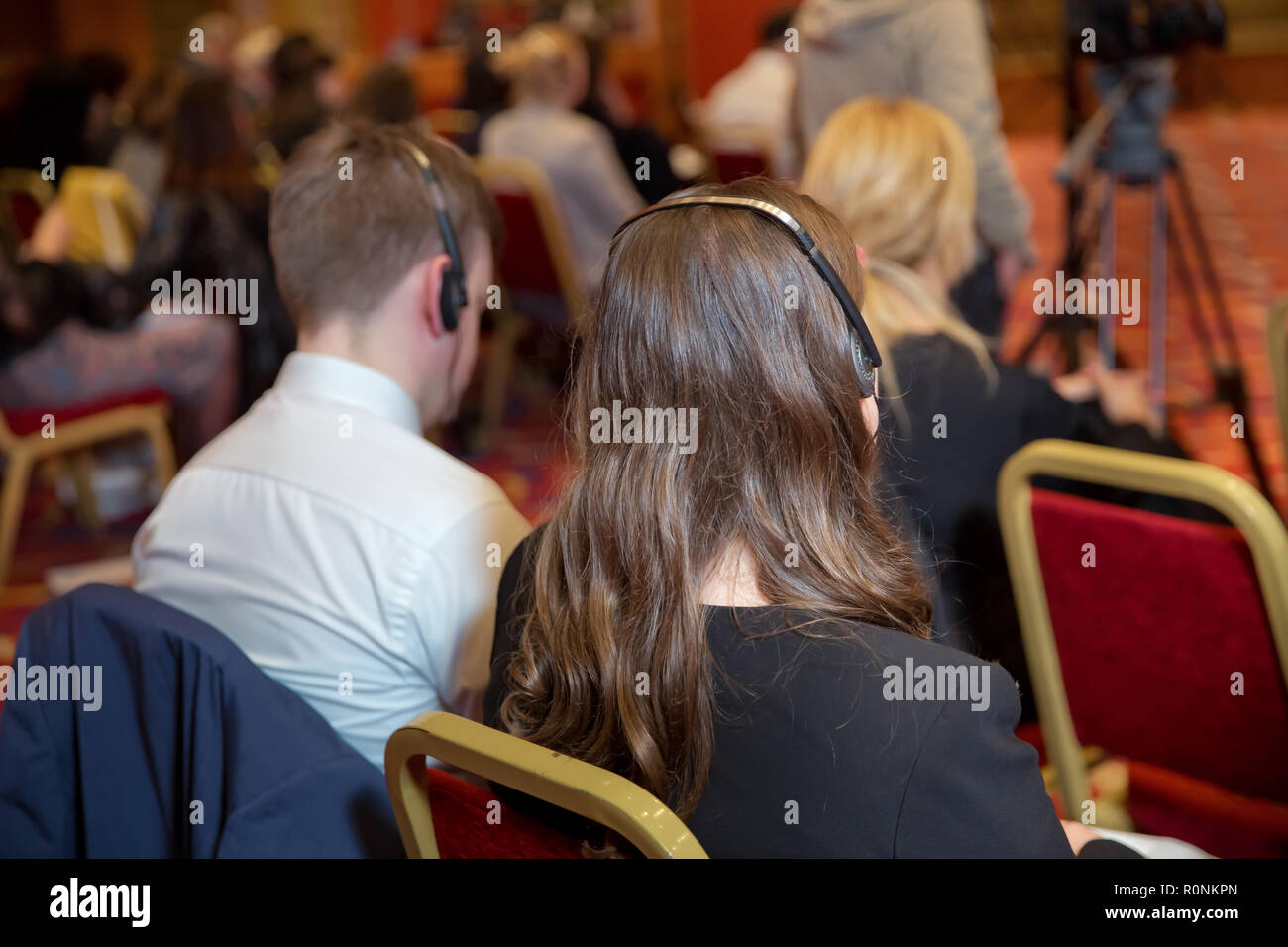 Bald head black security guard hi-res stock photography and images - Alamy