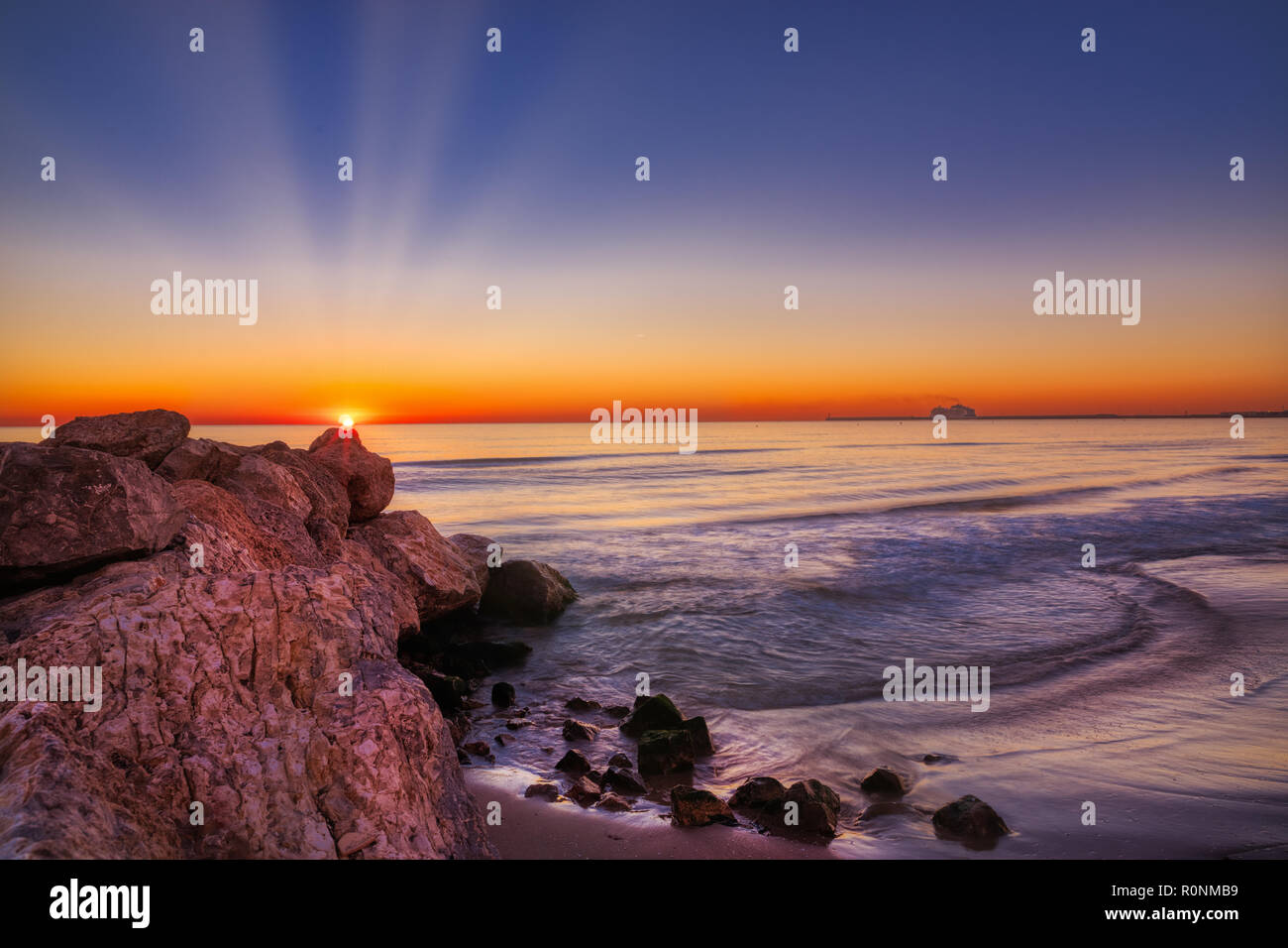 Deep oranges and yellows hi-res stock photography and images - Alamy