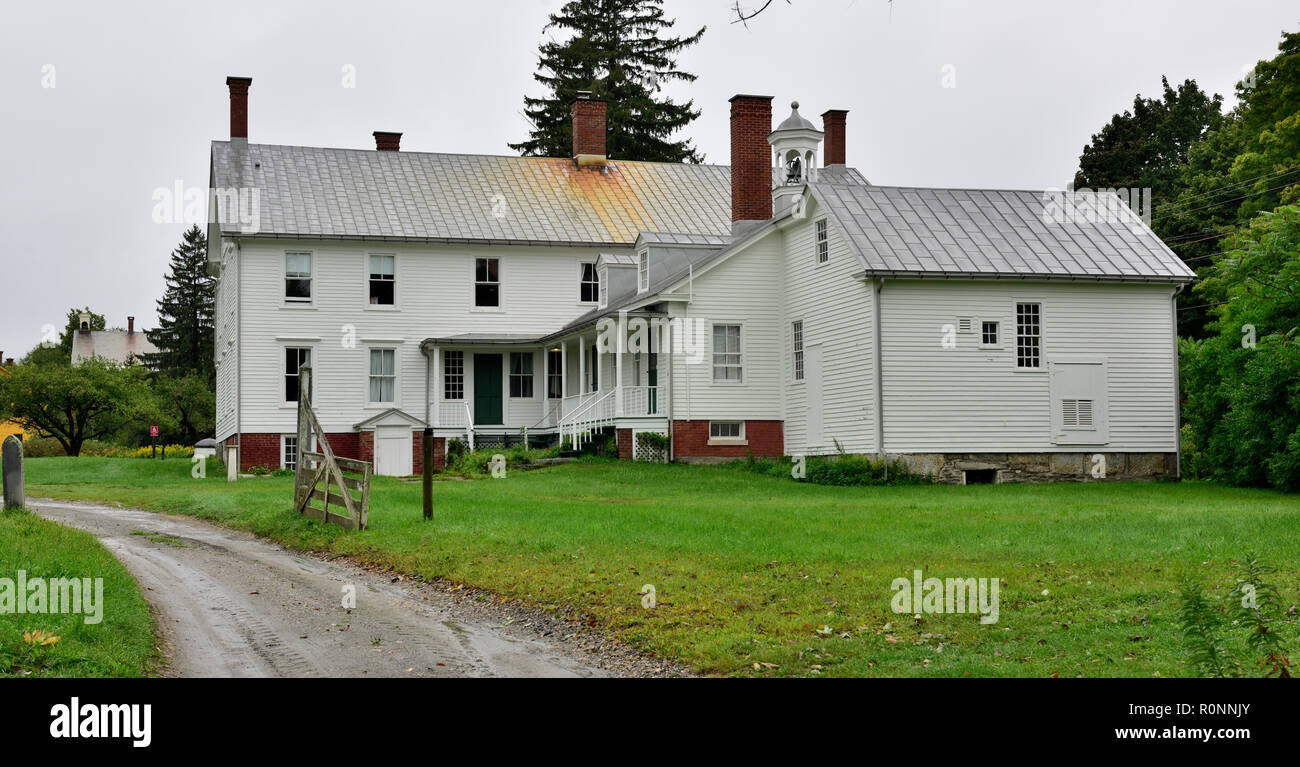 Shaker building hi-res stock photography and images - Alamy