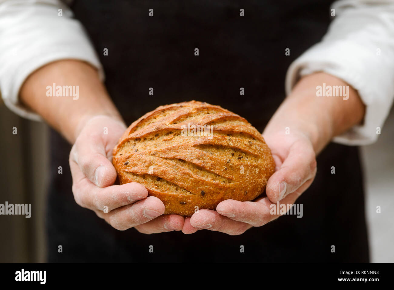 Pan boule hi-res stock photography and images - Alamy
