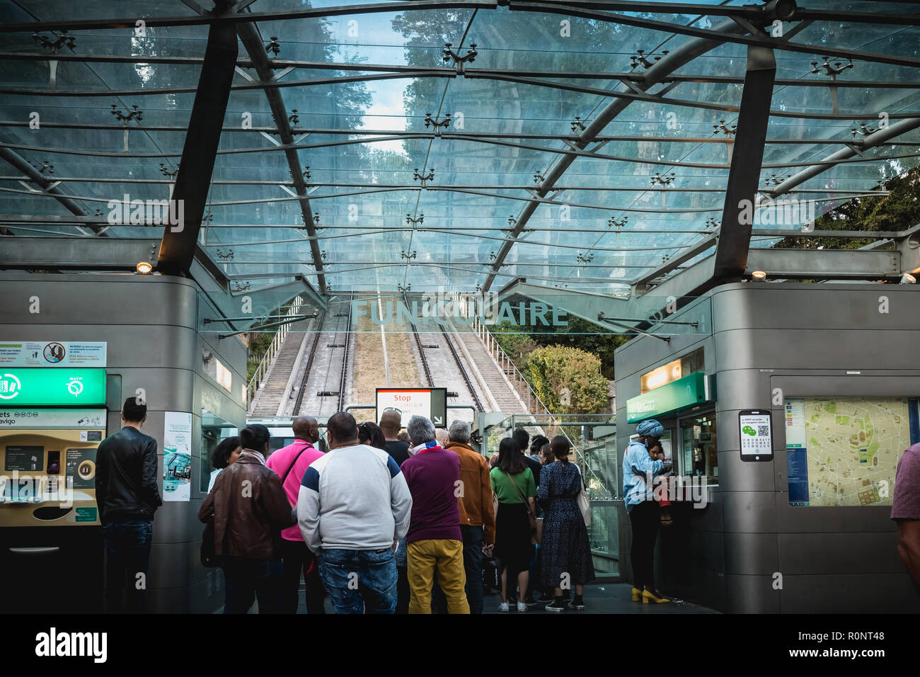 Montmartre funicular sacre coeur basilica hi-res stock photography and ...
