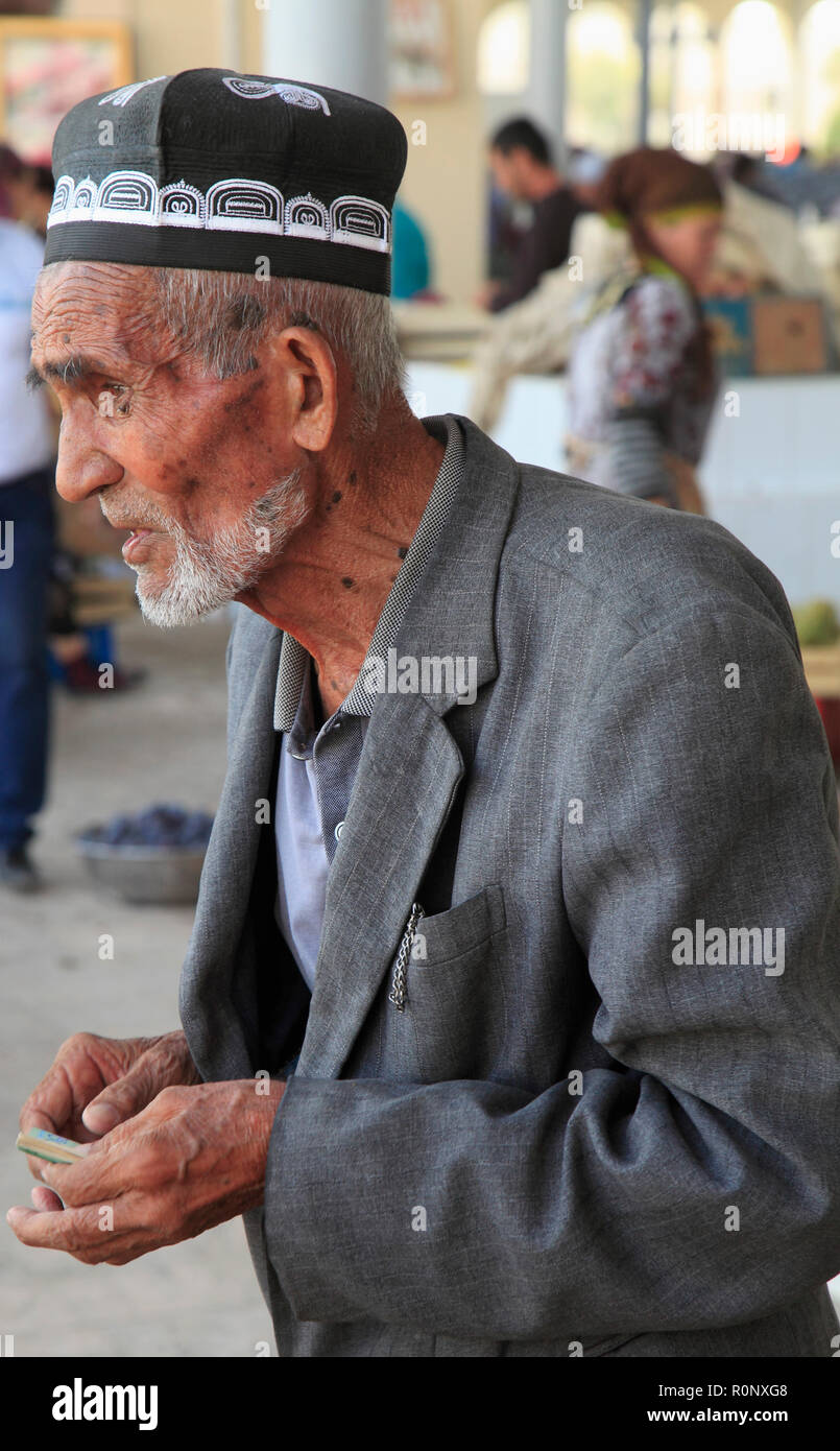 Old Man Uzbekistan High Resolution Stock Photography and Images - Alamy