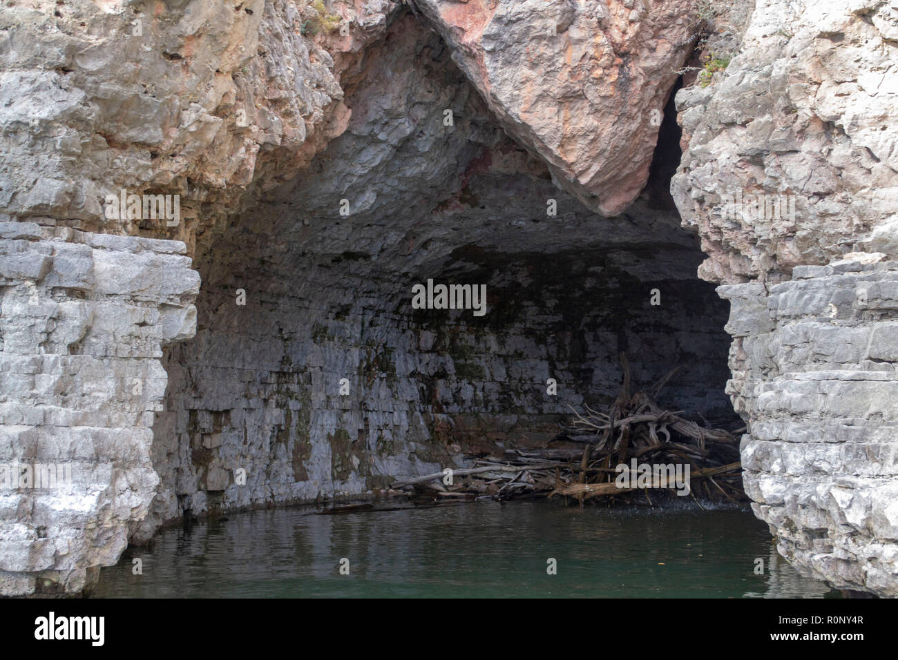 Cliff lake montana hi-res stock photography and images - Alamy