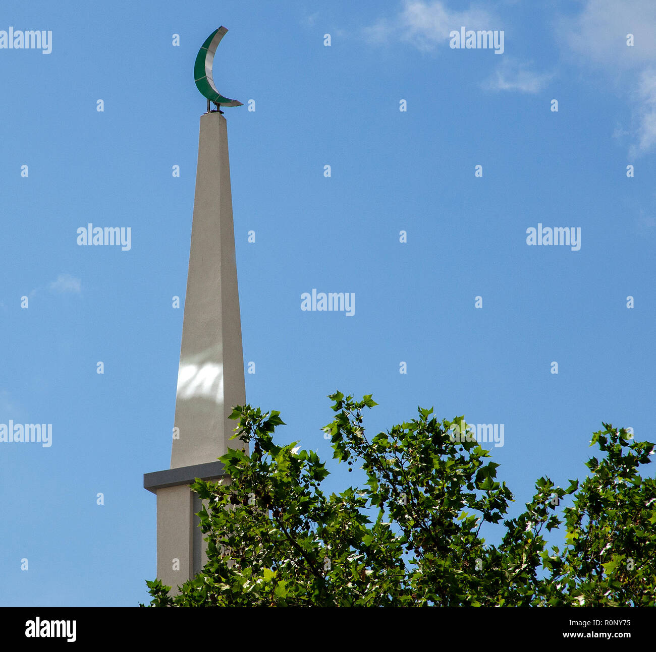 crescent moon on mosque Masjid Abu Bakr Siddique (R.A) mosque Southall ...