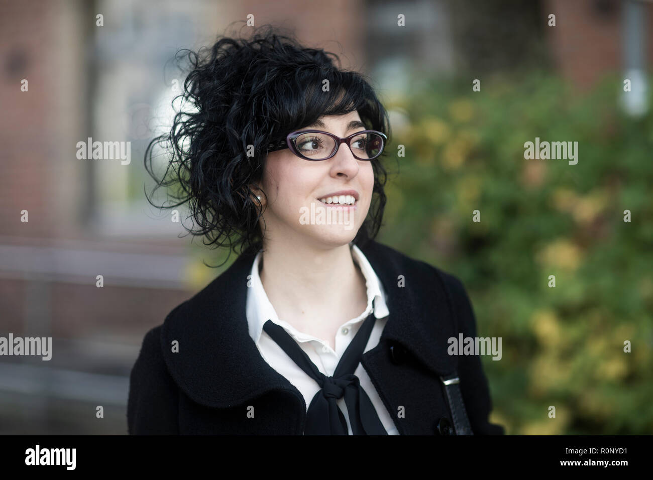 One person outside a building hi-res stock photography and images - Alamy