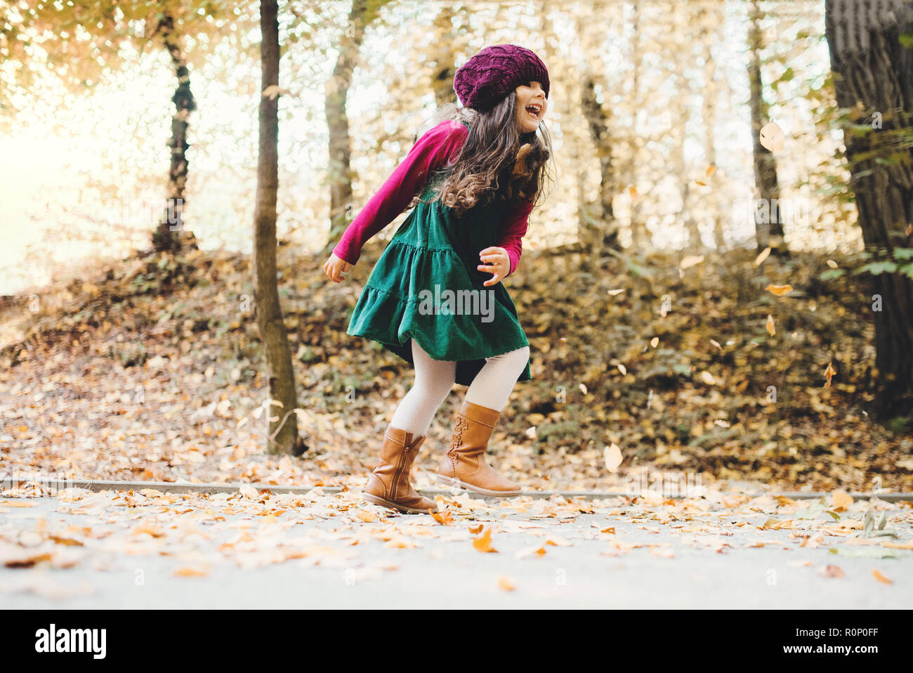 Beautiful girl in autumn forest hi-res stock photography and images - Alamy