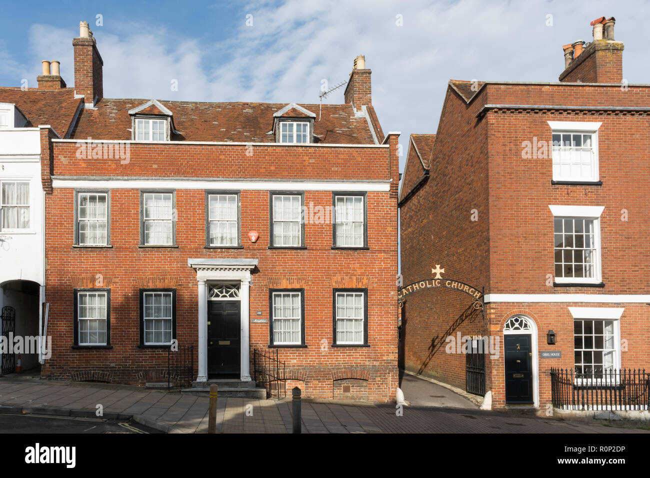High street lymington hi-res stock photography and images - Alamy
