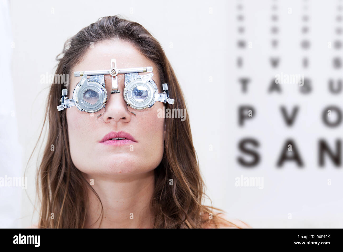 Phoropter simulator hi-res stock photography and images - Alamy