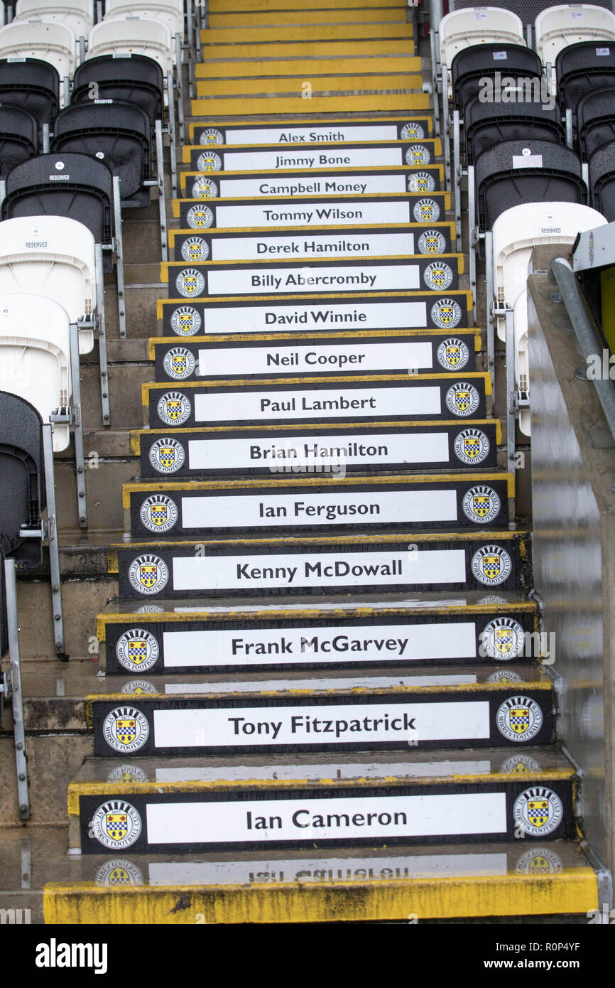 The steops in main stand with St Mirren past stars during the Ladbrokes ...
