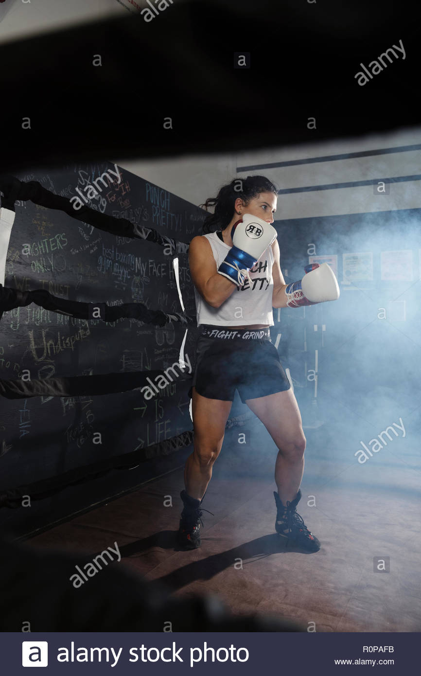 Boxing women in training hi-res stock photography and images - Alamy