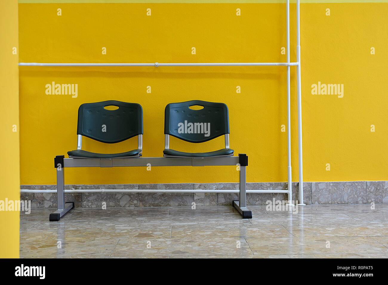 Hospital rest area hi-res stock photography and images - Alamy