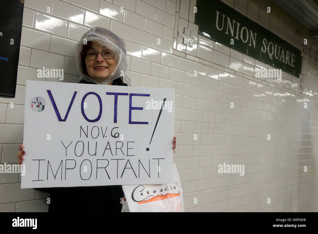 Margot sign hi-res stock photography and images - Alamy