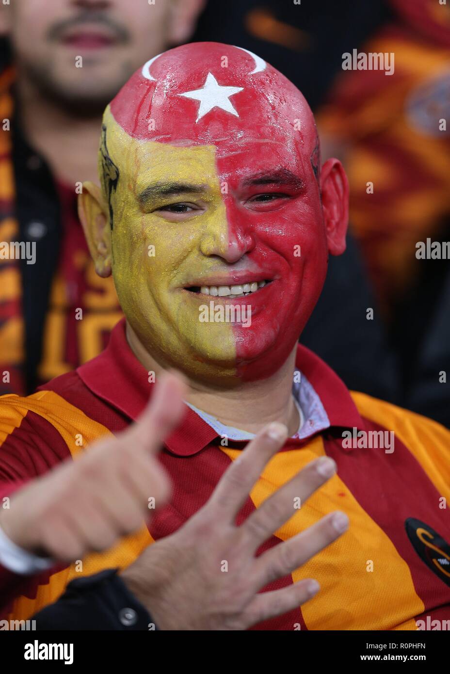 Bald football fan hi-res stock photography and images - Alamy