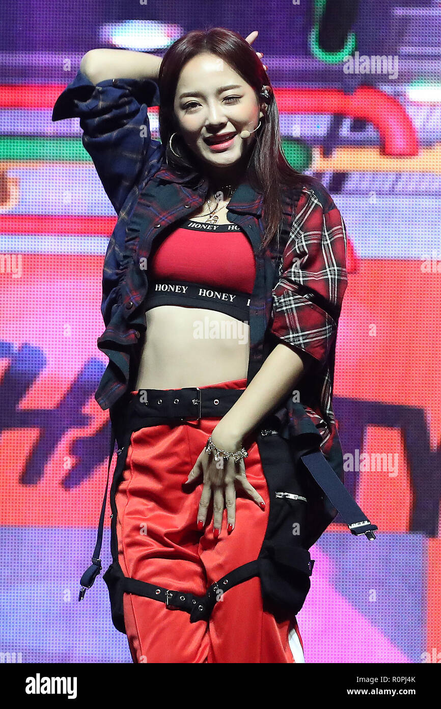 07th Nov, 2018. S. Korean girl group Gugudan Sae Jung, a member of ...