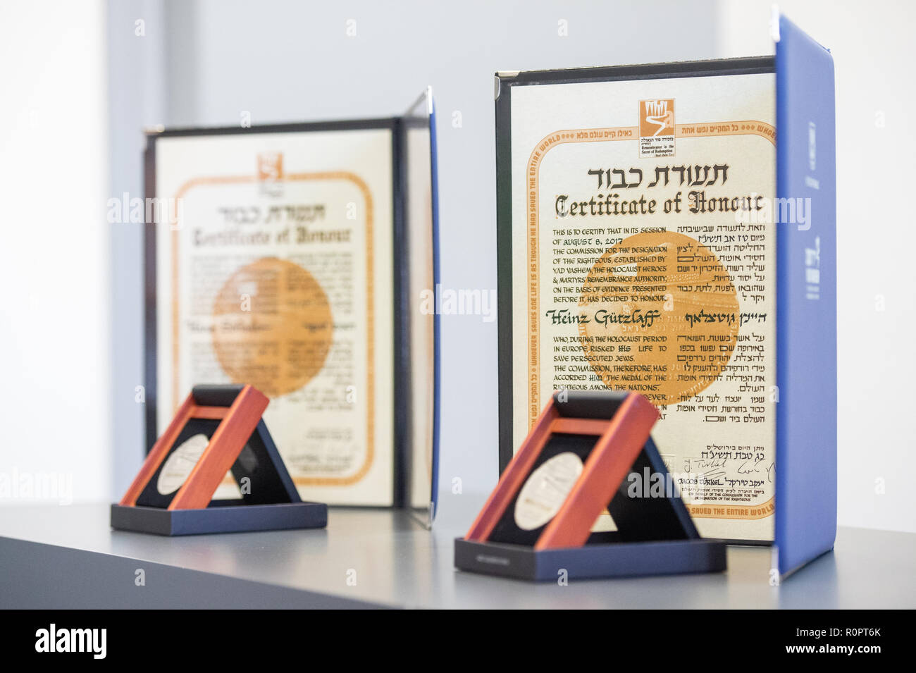 Nazi medals hi-res stock photography and images - Alamy