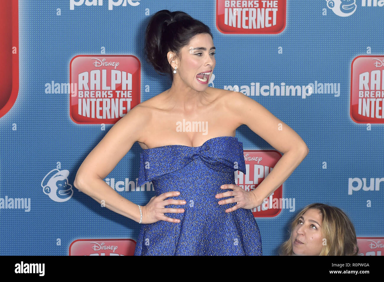 Los Angeles, California. 5th Nov, 2018. Sarah Silverman attending the ...