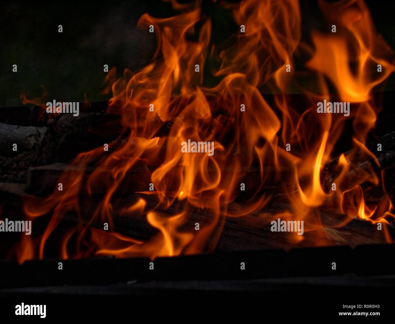 Fire burns night in barbecue hi-res stock photography and images - Alamy