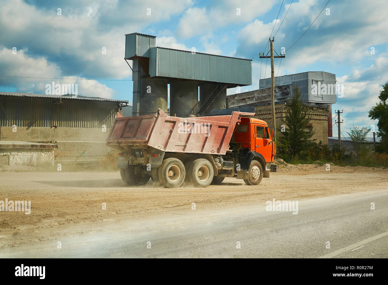 Big red truck hi-res stock photography and images - Alamy