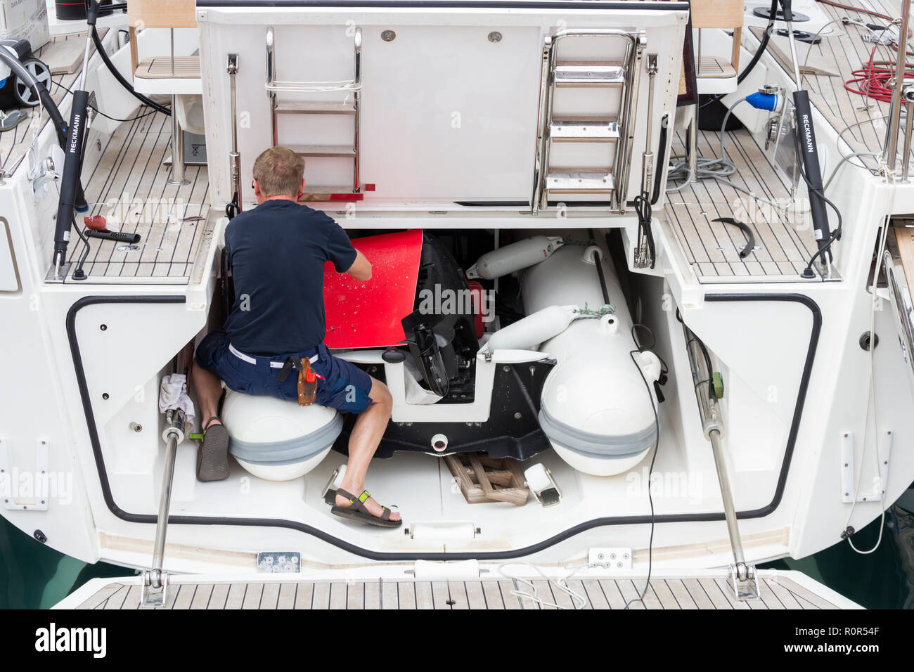 Yacht crew working hi-res stock photography and images - Alamy