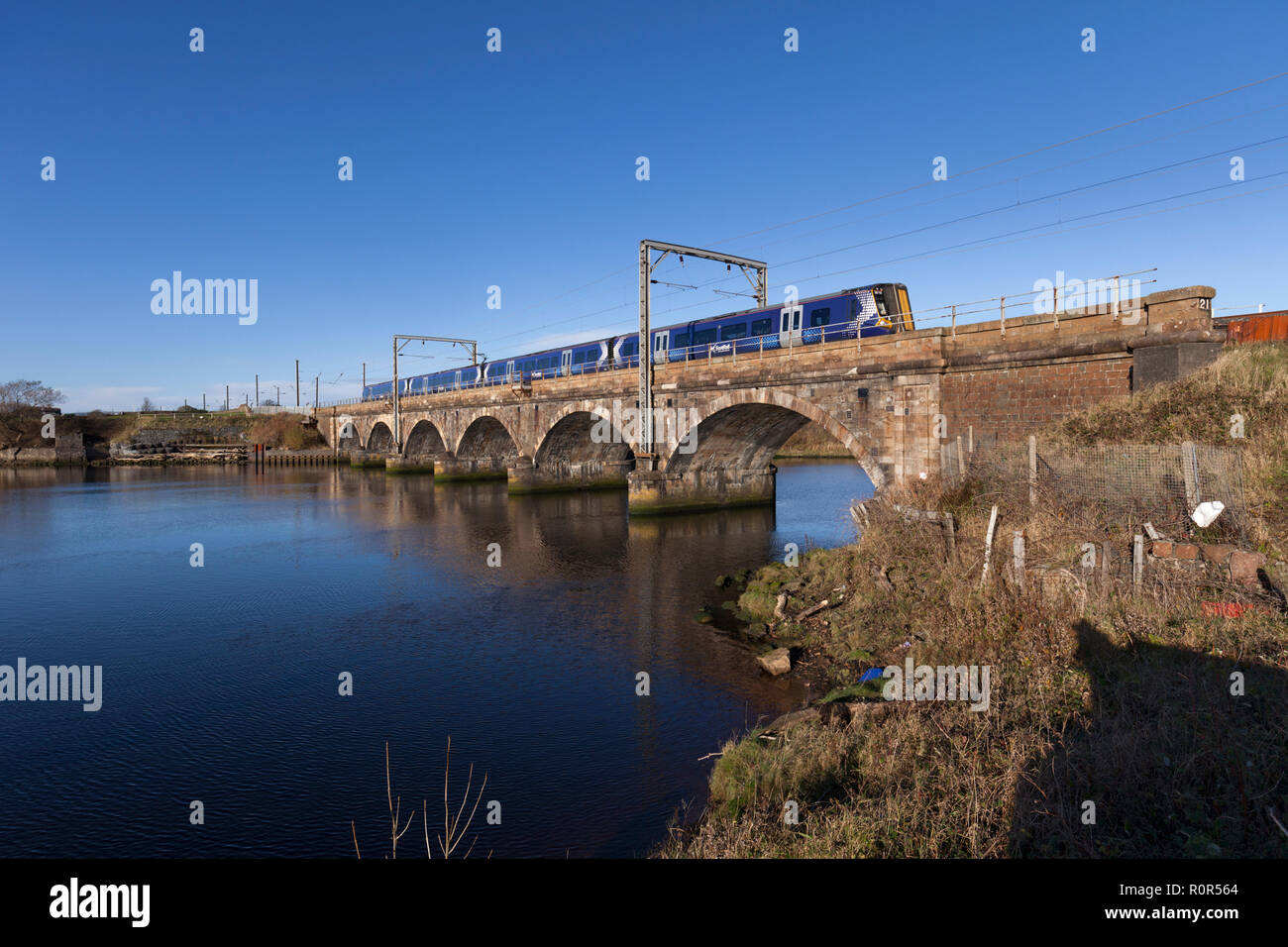 Scotrail 380 hi-res stock photography and images - Alamy