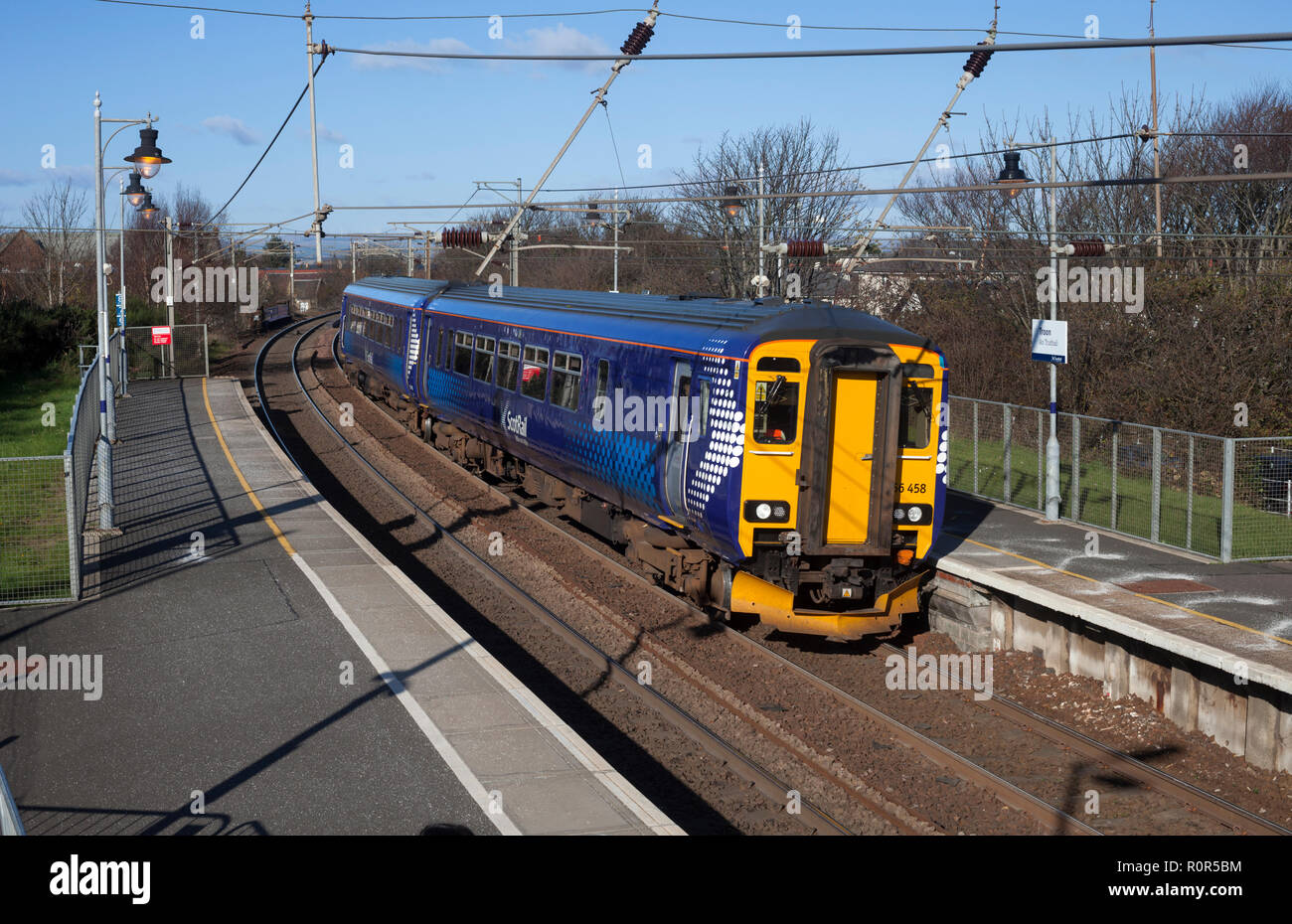 A Abellio Scotrail class 156 diesel 2 carriage sprinter train at Troon ...