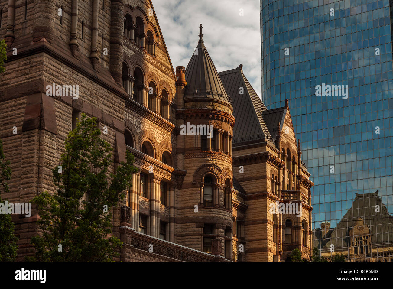 Ontario legislative building toronto hi-res stock photography and ...