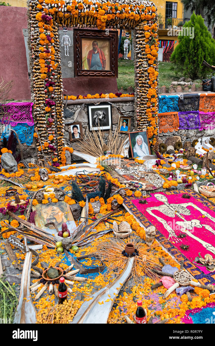 A Dead of the Dead altar known as an ofrenda honoring deceased ...