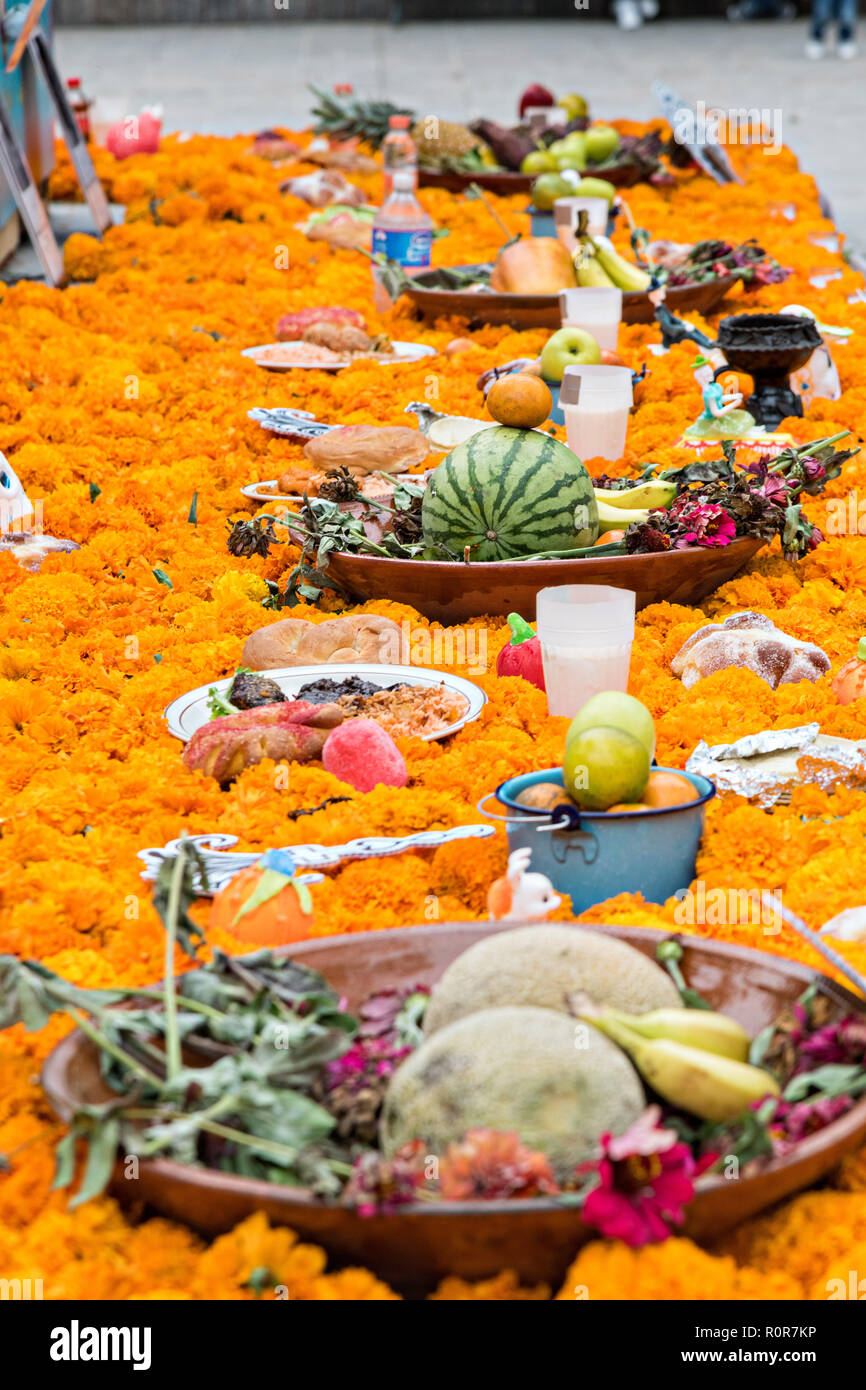 A Dead of the Dead altar known as an ofrenda honoring deceased ...