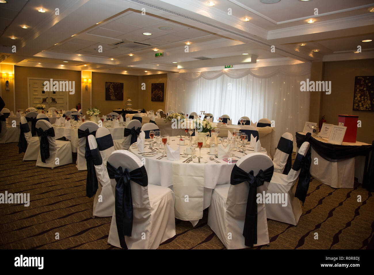 A Meeting Room As A Wedding Ceremony Confer & Celebrate In Perfect