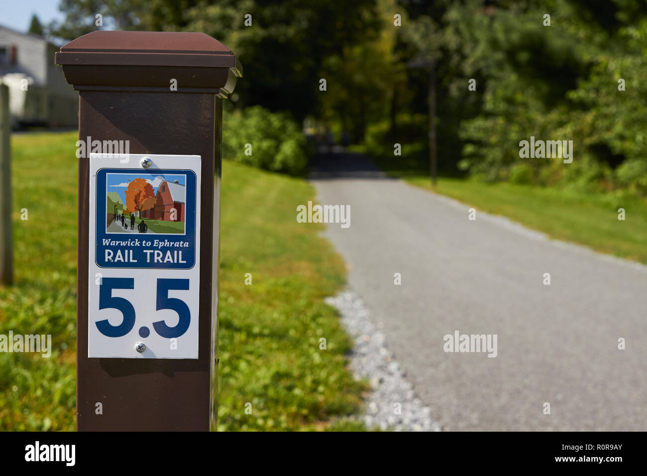 The Warwick to Ephrata rail trail just outside of the town of Eprata ...