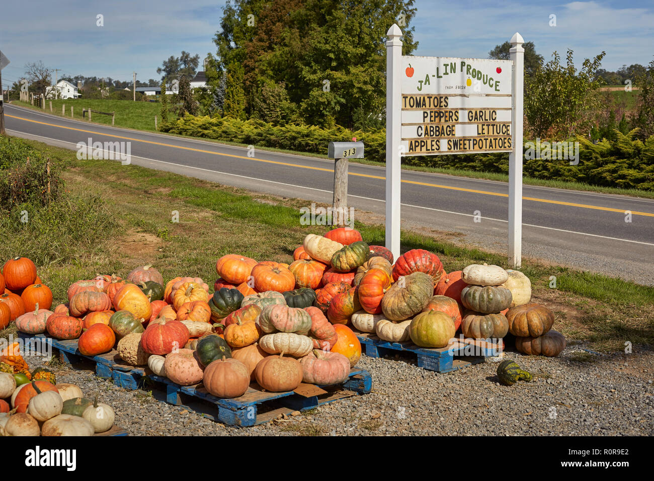 Pennsylvania dutch country hi-res stock photography and images - Alamy