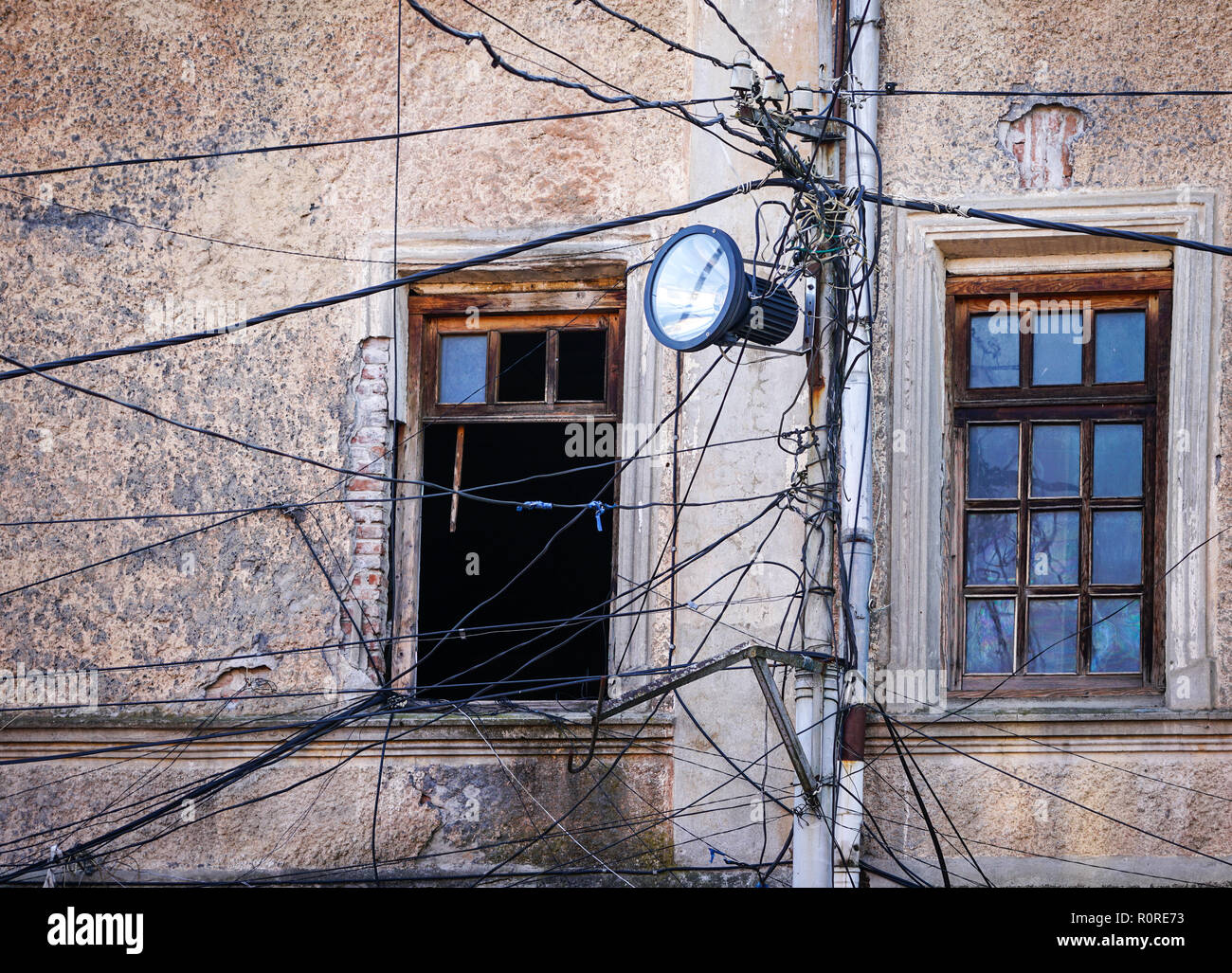 Electric lighting wires hi-res stock photography and images - Alamy
