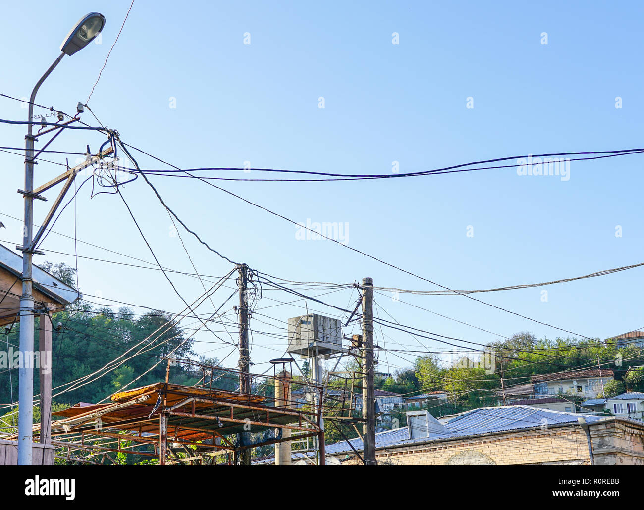 Telephone electricity wires supply hi-res stock photography and images ...