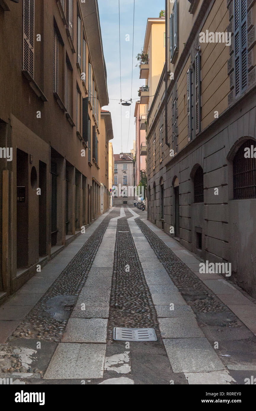 Street scene, Milan, Italy Stock Photo - Alamy