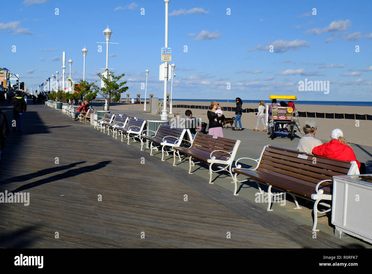 Ocean city maryland boardwalk hi-res stock photography and images - Alamy