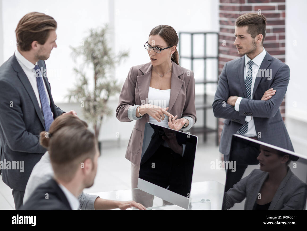 employees in the workplace in the office Stock Photo - Alamy