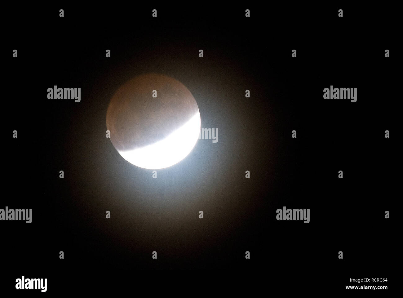 Lunar eclipse moon shadow sun hi-res stock photography and images - Alamy