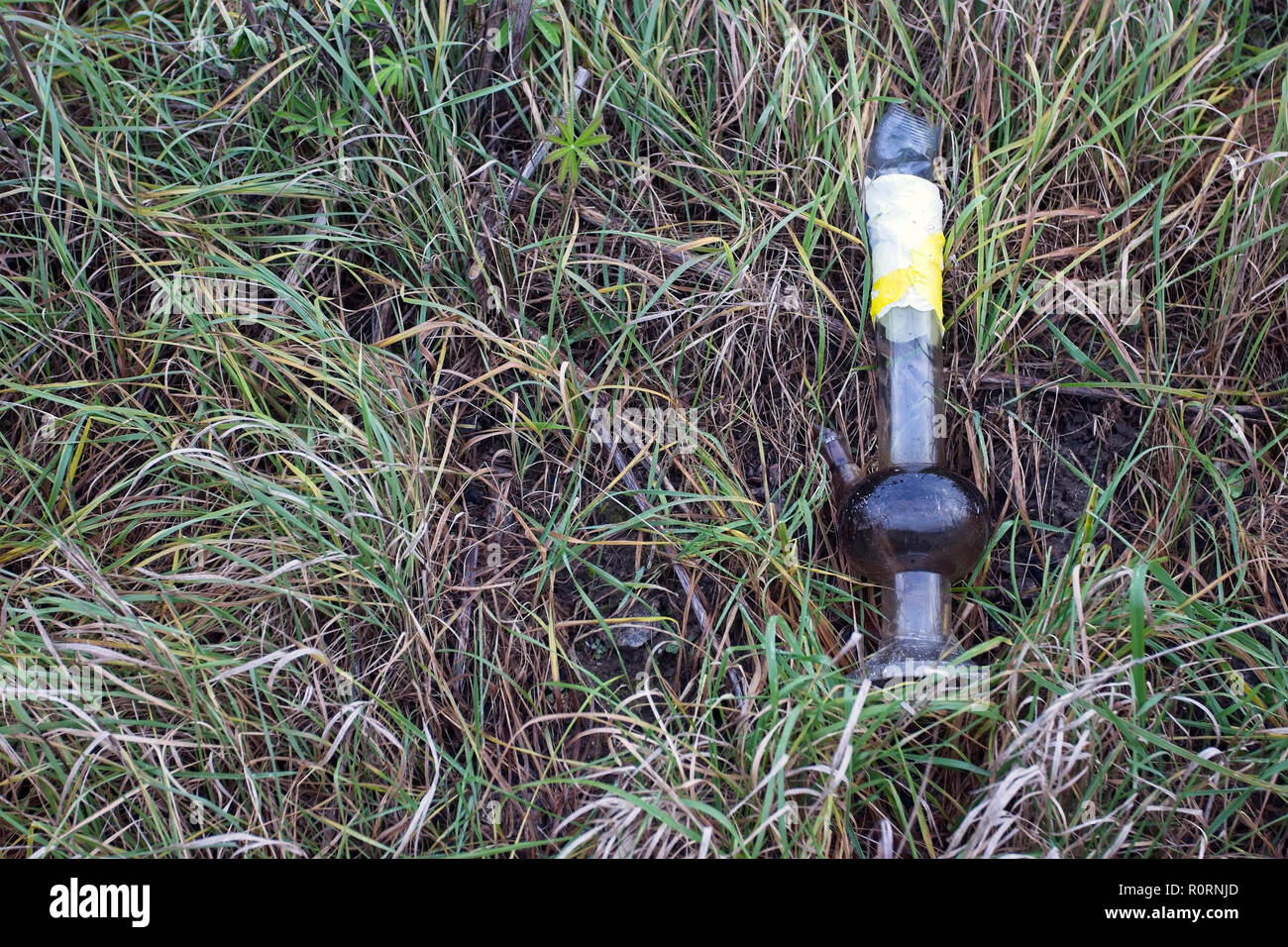 Broken glass on grass hi-res stock photography and images - Alamy