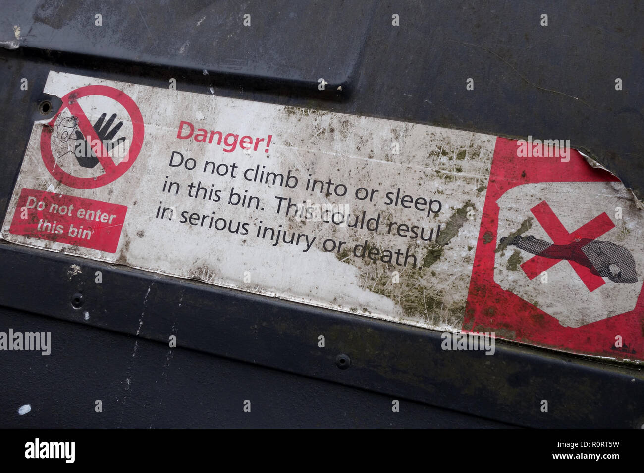 Litter danger sign hi-res stock photography and images - Alamy