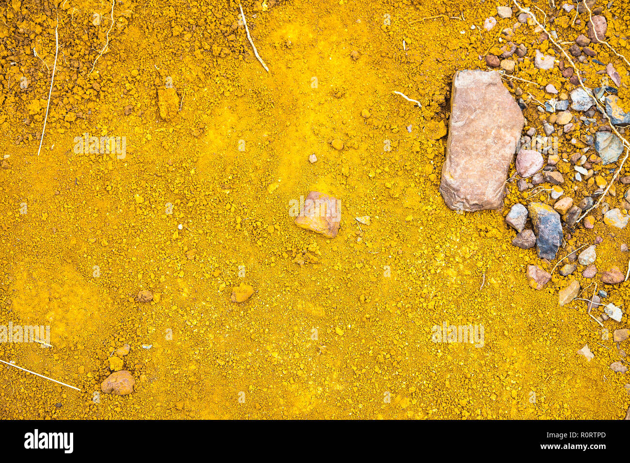 Sulfur texture hi-res stock photography and images - Alamy