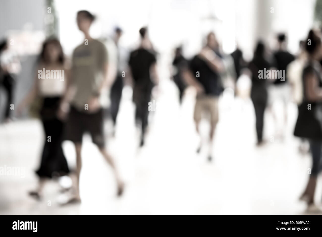Blur people walking hi-res stock photography and images - Alamy