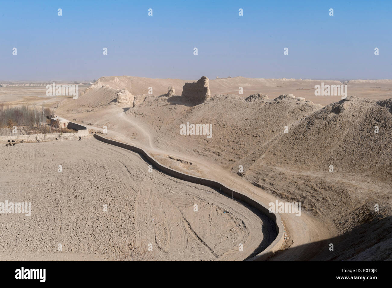 Balkh city walls hi-res stock photography and images - Alamy