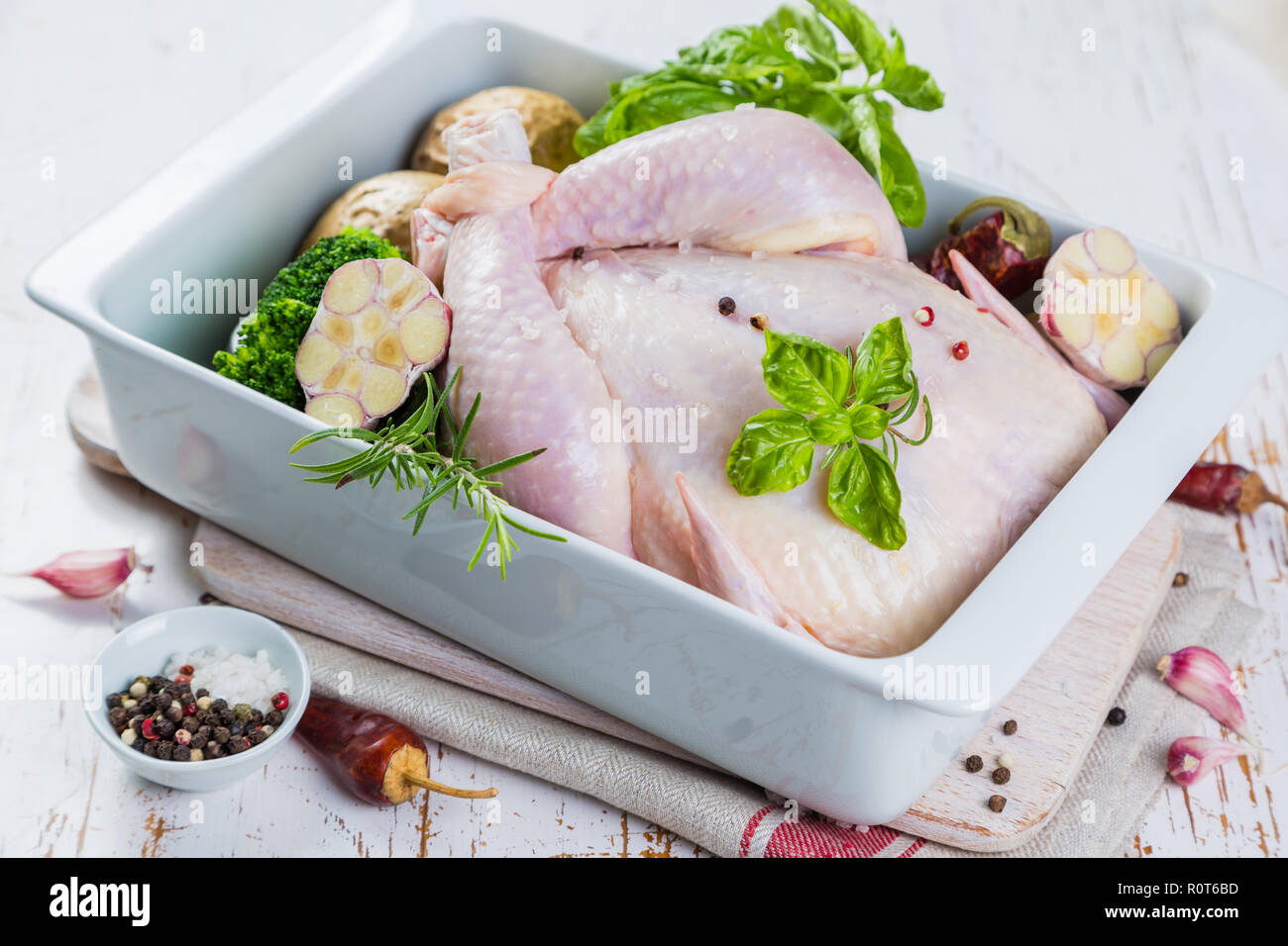 Raw whole chicken hi-res stock photography and images - Alamy
