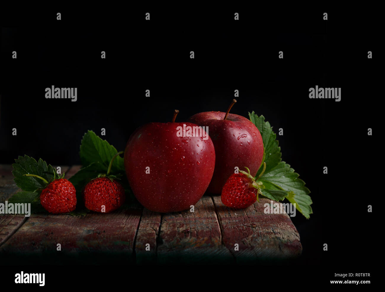 Dark red fruit hi-res stock photography and images - Alamy