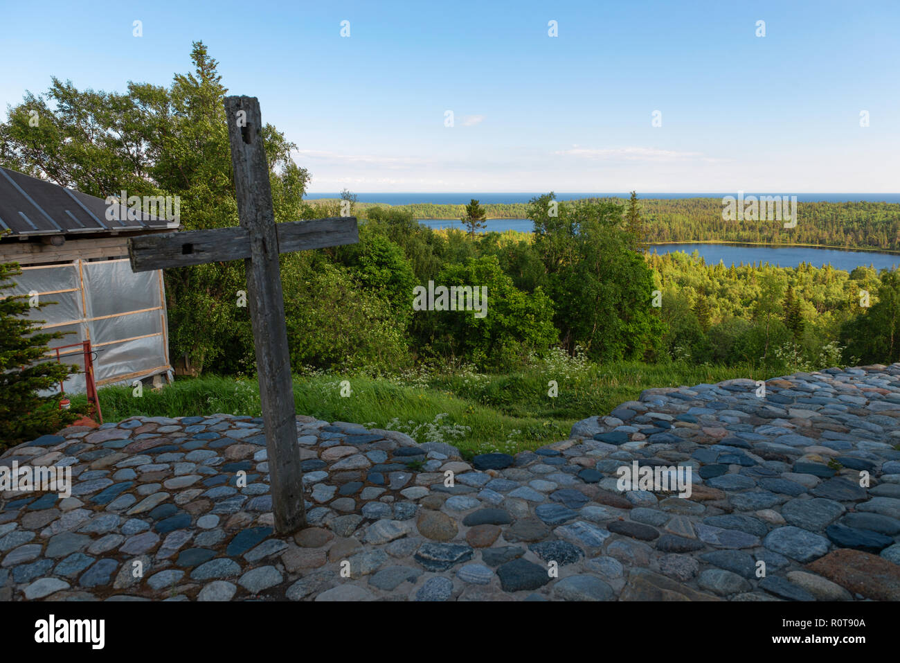Memorial Cross on Mount Calvary on Anzersky Island, Solovki Islands ...