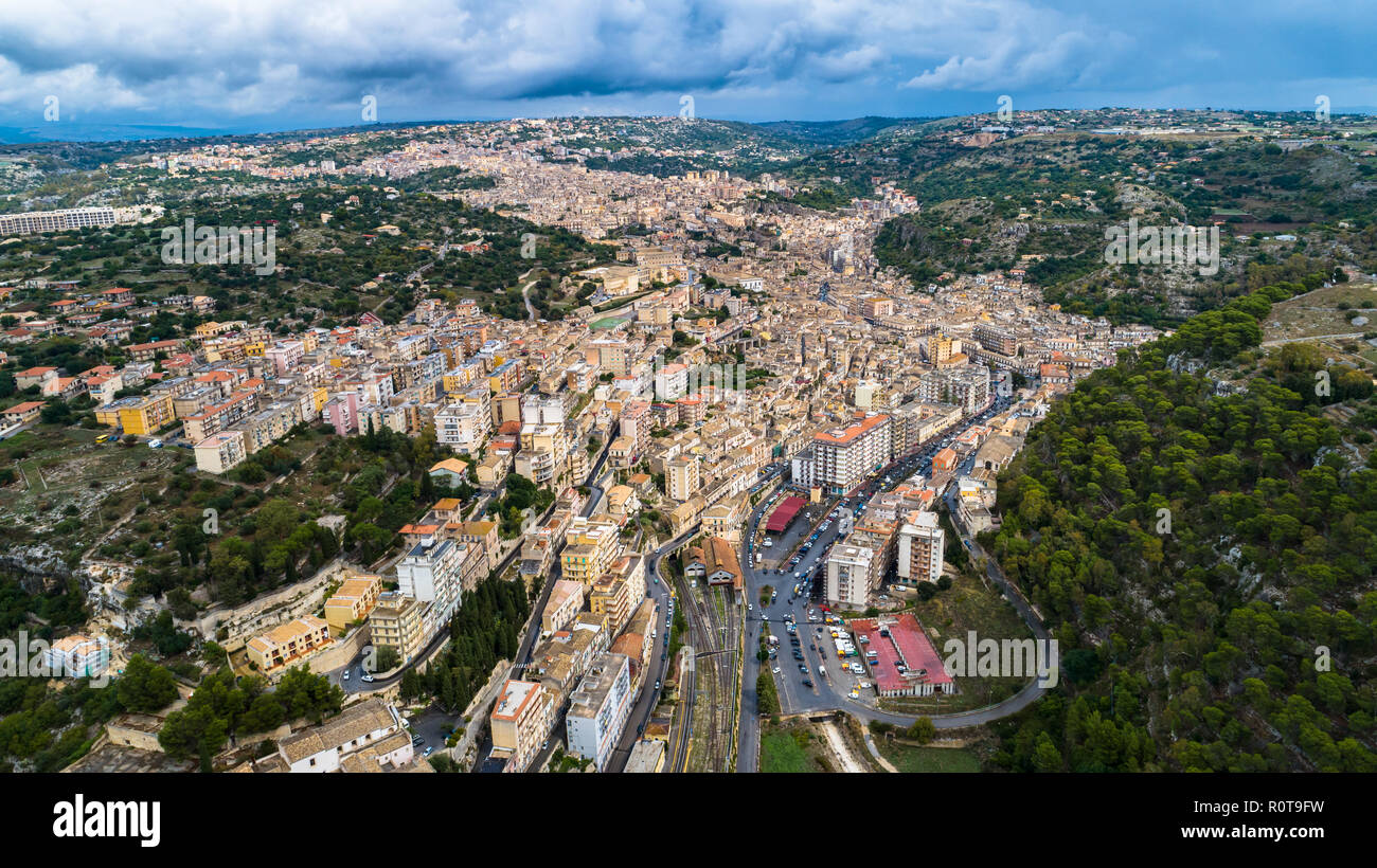 Modica sicily street hi-res stock photography and images - Alamy